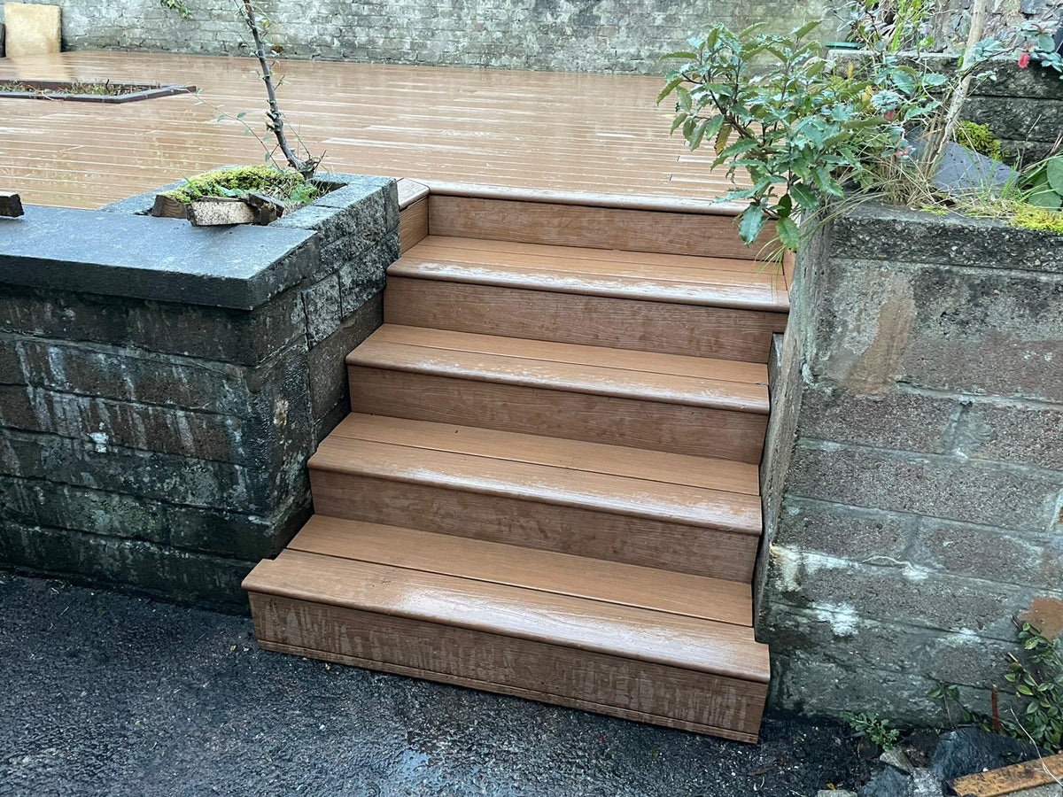 Luxxe™ | Light Brown Woodgrain Composite Decking Bullnose Edge Board