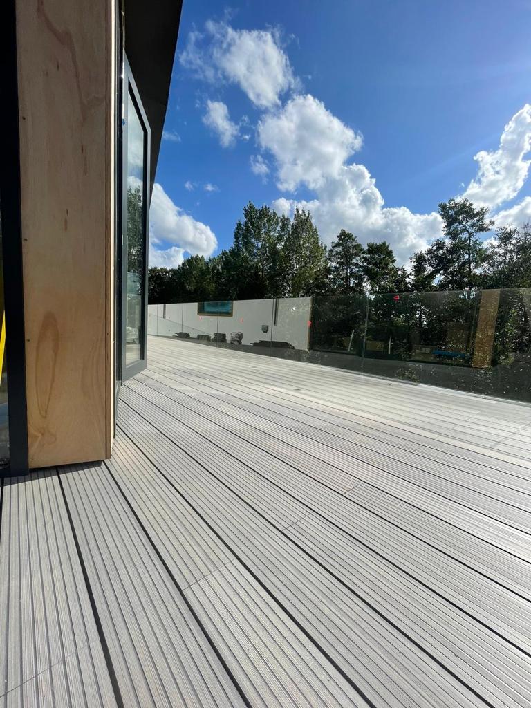 Natura™ | Light Grey Grooved Composite Decking Board